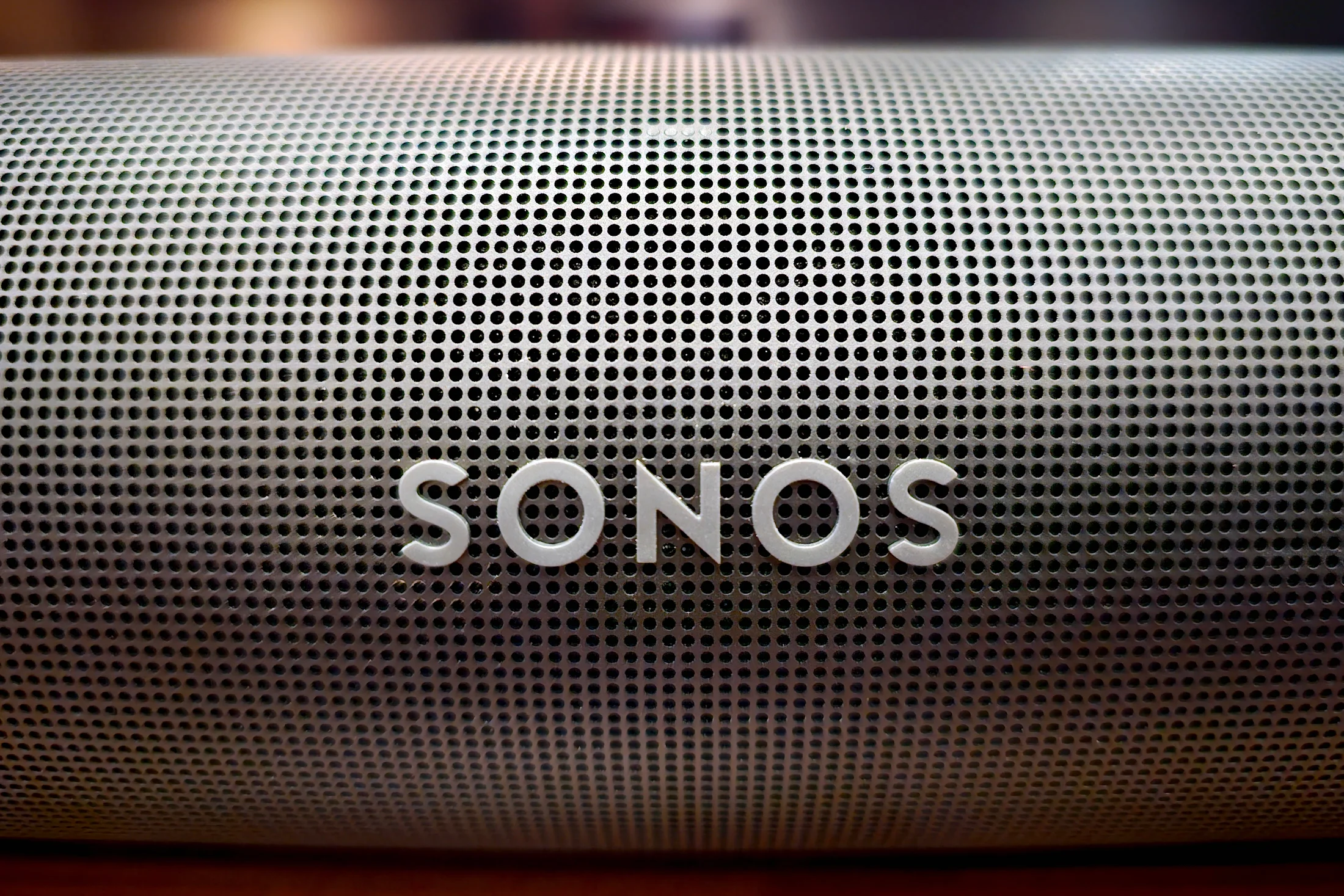 Sonos alista auriculares de lujo - Ecuador Geɘk